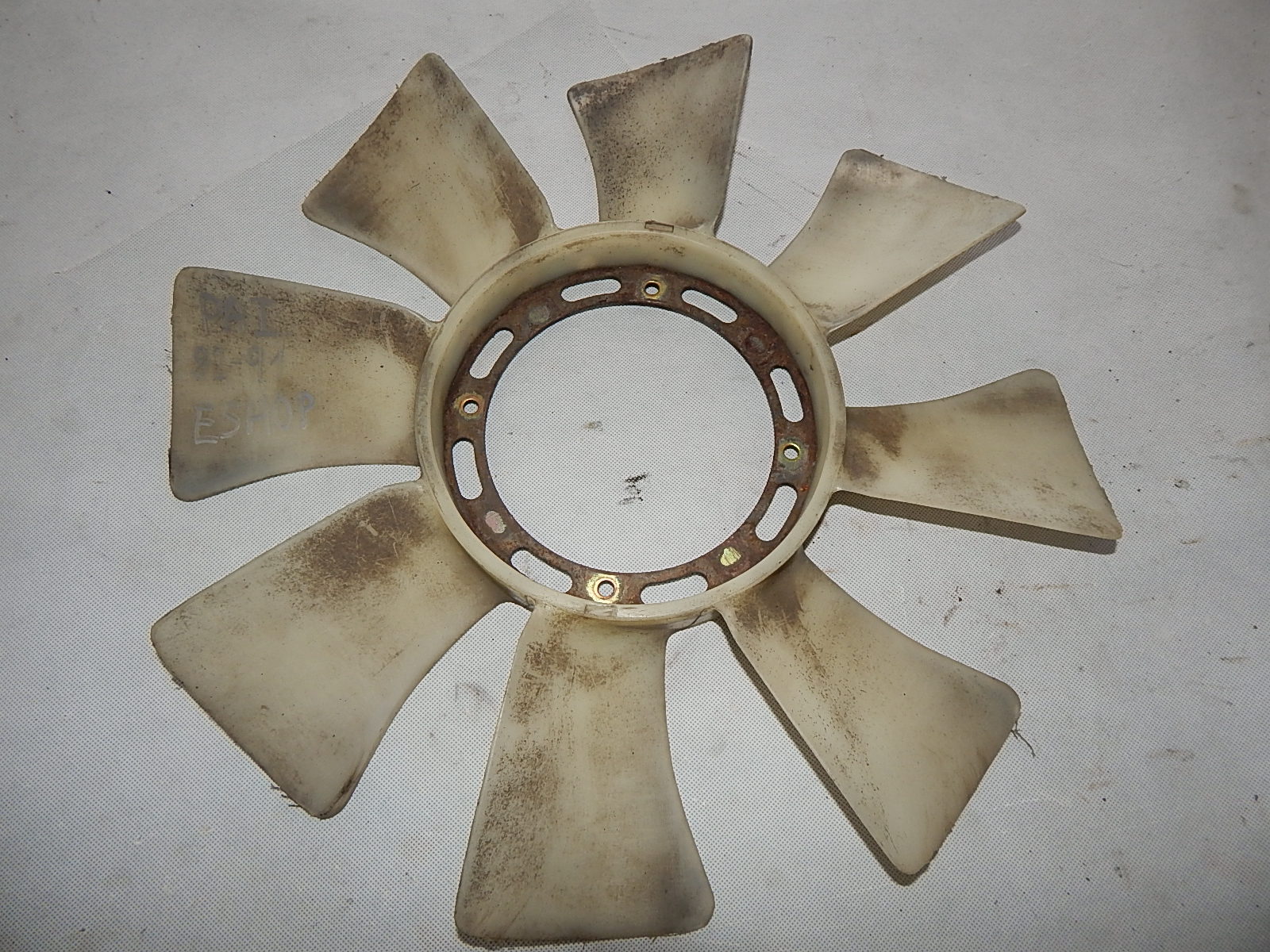 Mitsubishi MD050475 VENTILÁTOR CHLAZENÍ MD050475 MITSUBISHI PAJERO I ...