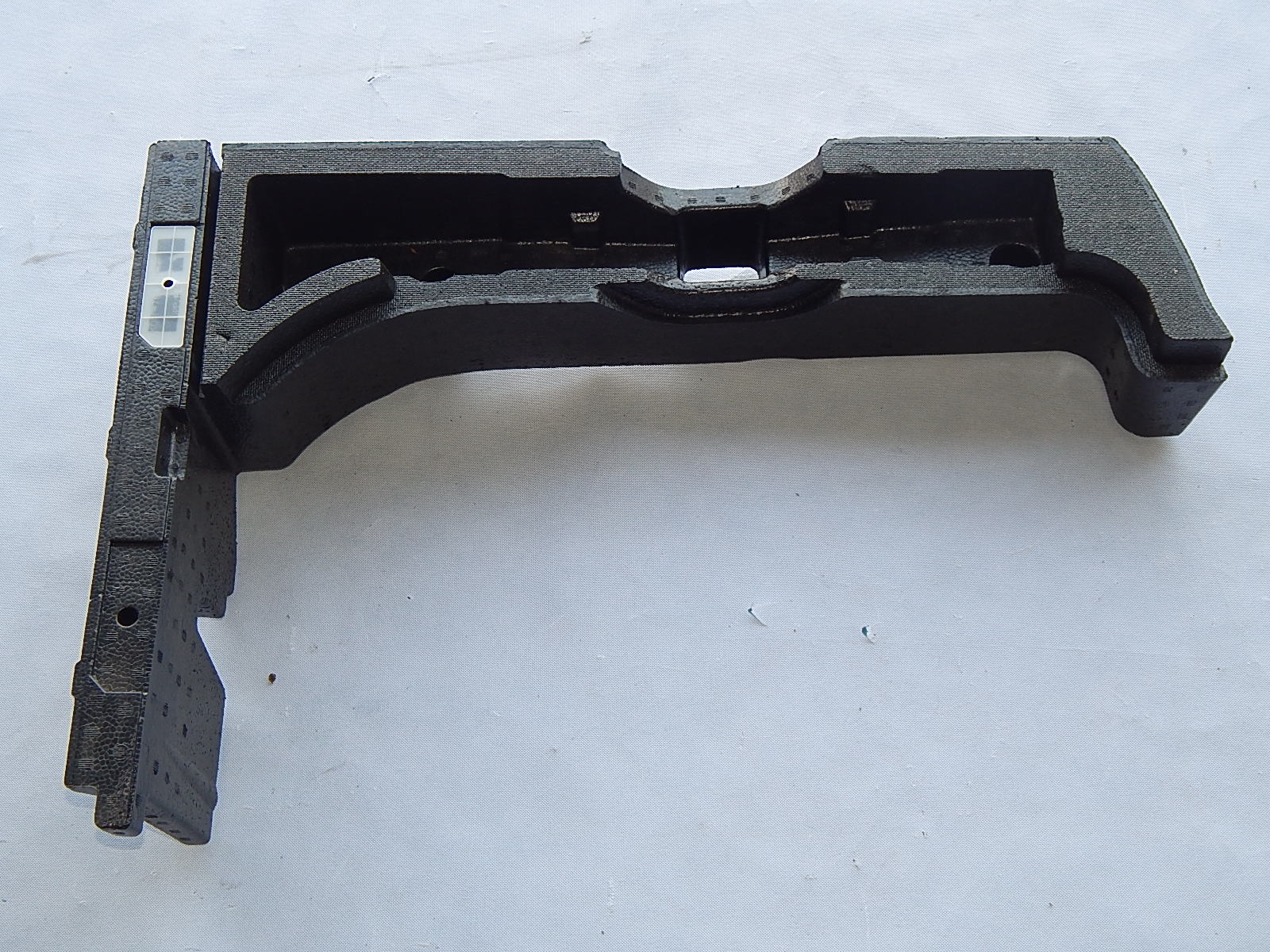 Mitsubishi 7646A148 SCHRÁNKA PODLAHA NÁKLADOVÉHO PROSTORU POLYSTYREN ...