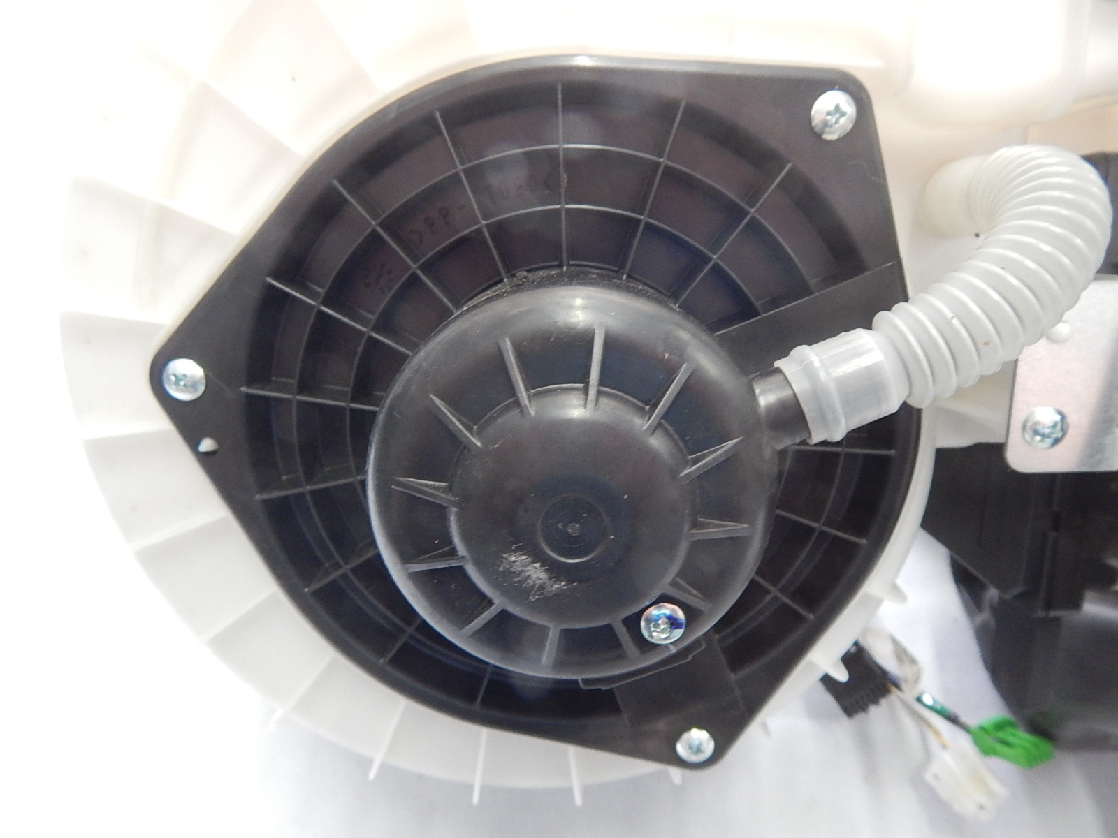 Mitsubishi 7802A217 VENTILÁTOR A MOTOR TOPENÍ 7802A217 MITSUBISHI ASX ...